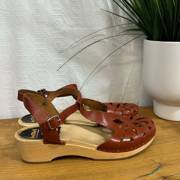 Swedish Hasbeens | Shoes | Swedish Hasbeens Lacy Sandals | Poshmark